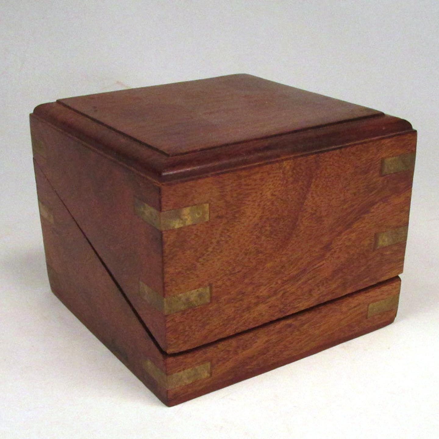 Vintage Desk Clock in Genuine Wooden Box, Battery, Tested Working ...