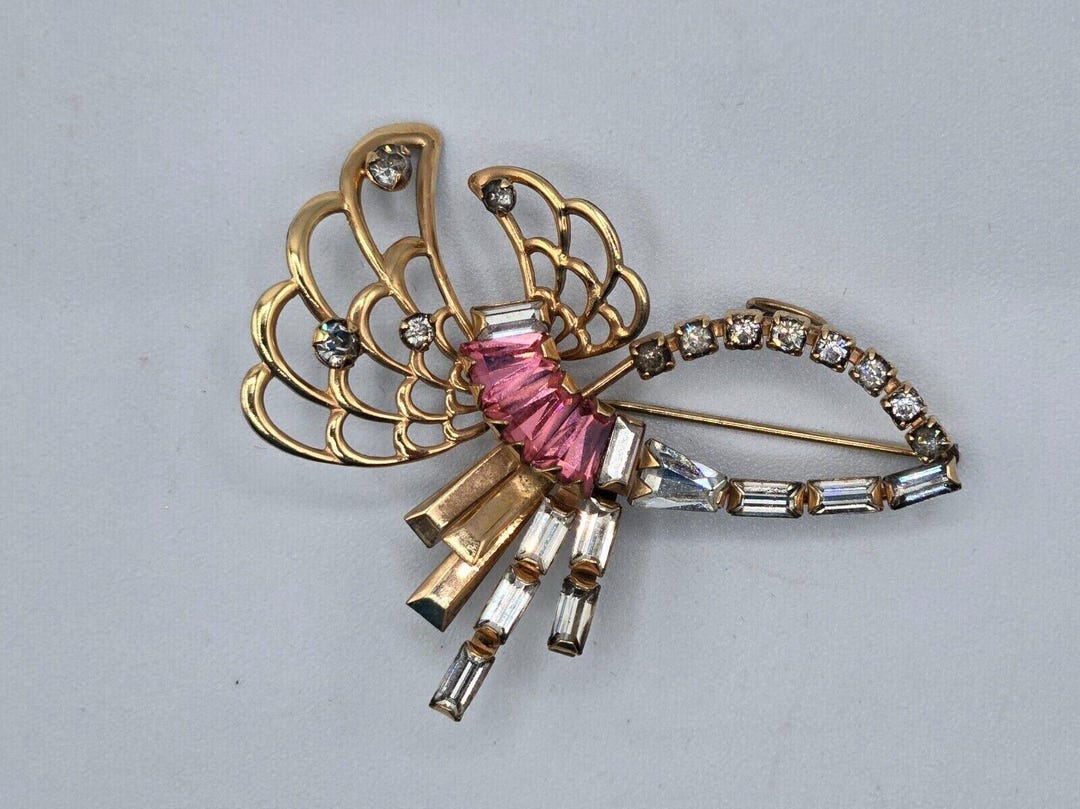 Vintage Phyllis Gold Filled Fan Shape Pin W/ Pink & Clear Rhinestones ...