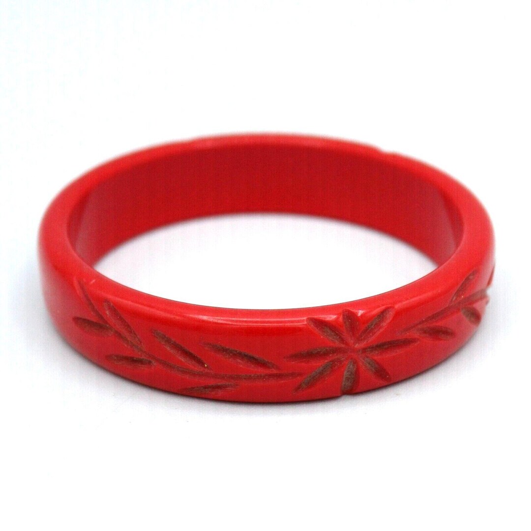 Vintage Bright Red Bakelite Bangle Bracelet W/ Carved Flowers 1940s - Etsy
