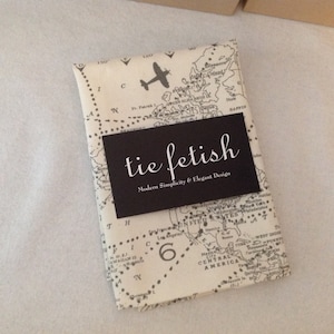 Flight Chart , Airplanes, Travel Route Pocket Square - Etsy