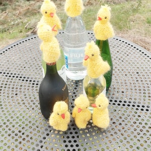 Easter Bottle Topper, Easter Gadget, Spring Table, Crochet Chicken ...