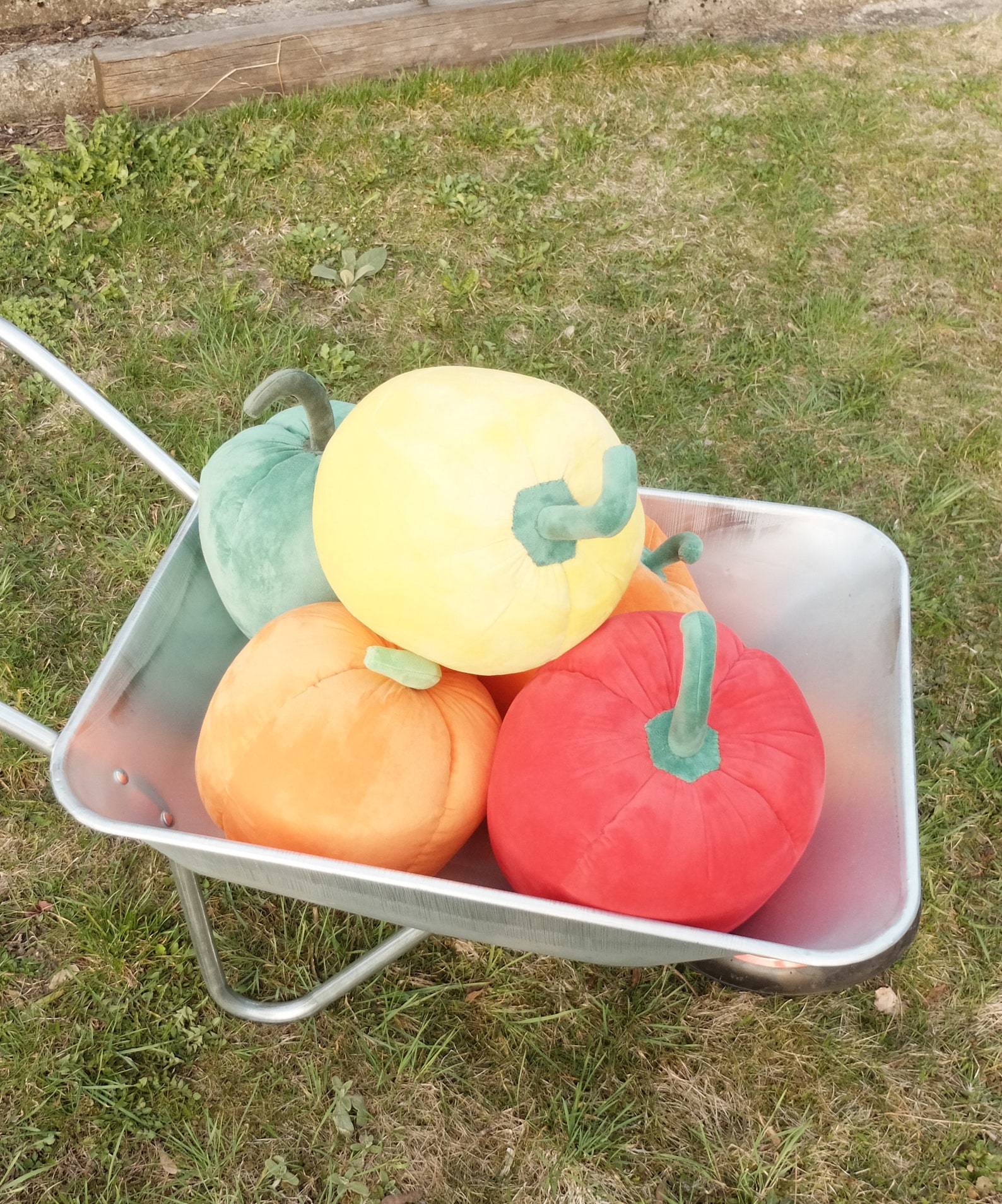 Yellow Pepper, Stuffed Velvet Pillow, Bell Pepper Cushion, Vegetable ...