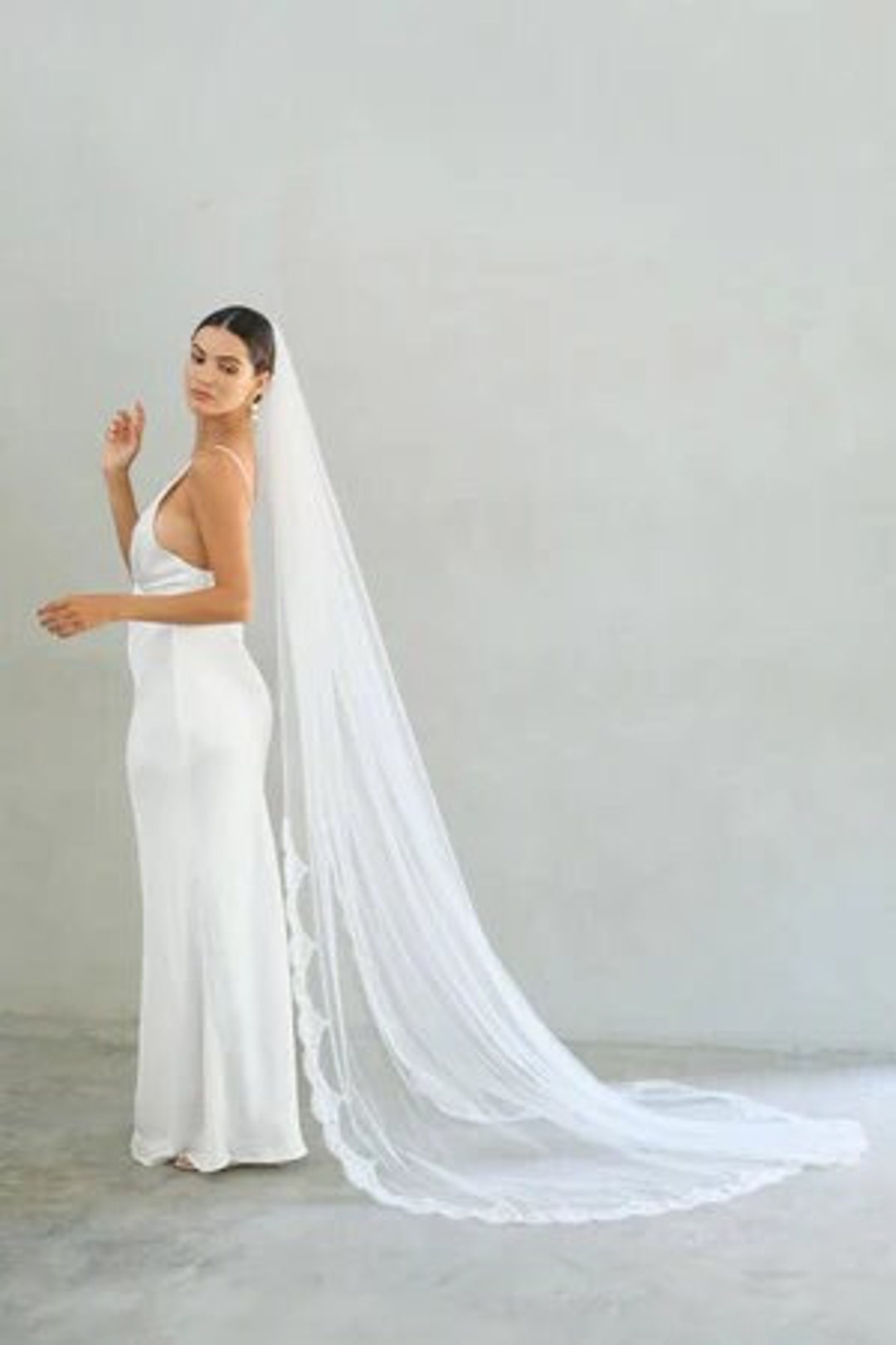 BELLEROSE III one Tier Veil With Partial Lace Trim,lace Wedding Veil ...