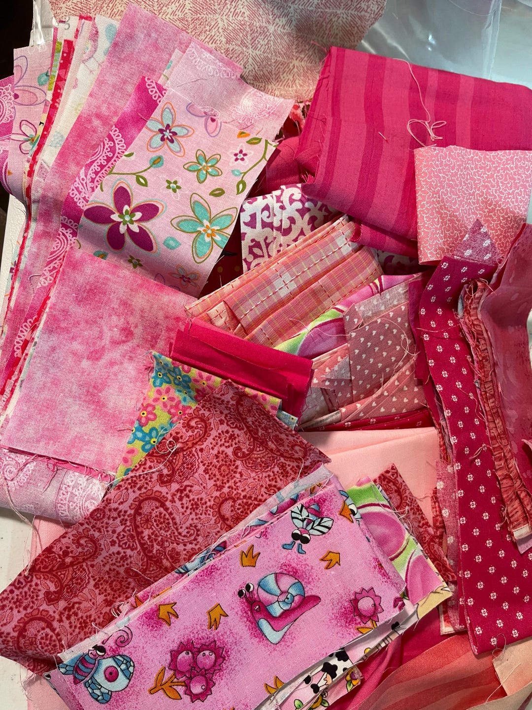 Scrap Bag Pink Prints Fabric 1.8 LBS Assorted Sizes 3 Yards + - Etsy