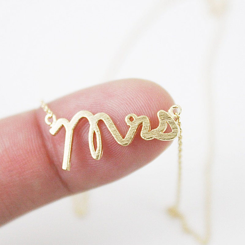 Mrs Necklace - Etsy