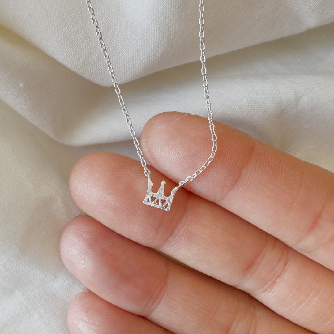 Tiny Crown Dainty Necklace, Silver Dainty Crown Necklace, Gift for Her ...