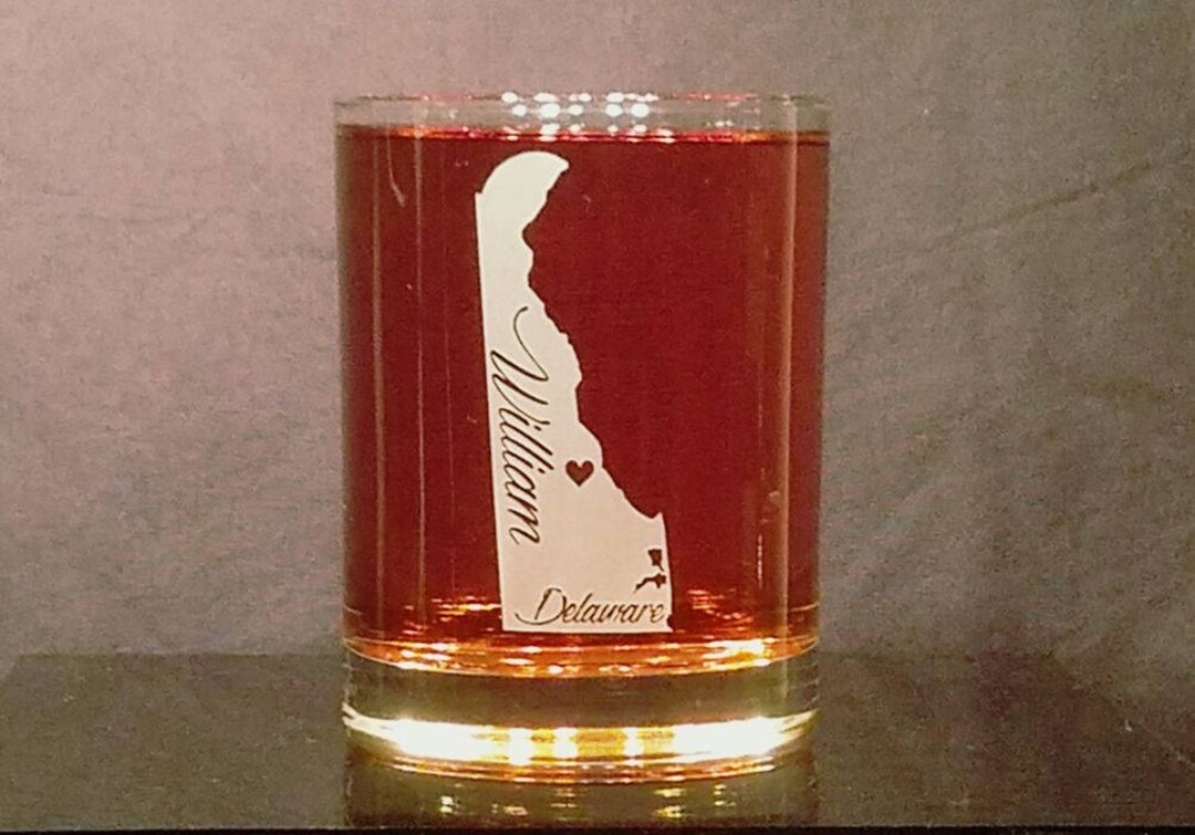 Personalized Delaware Whiskey Glass: Sandblasted Home State Gift - Etsy