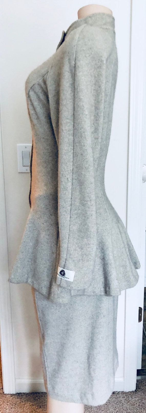 Vintage 1987 The Prisma Collection Grey Chinchilla an… - Gem