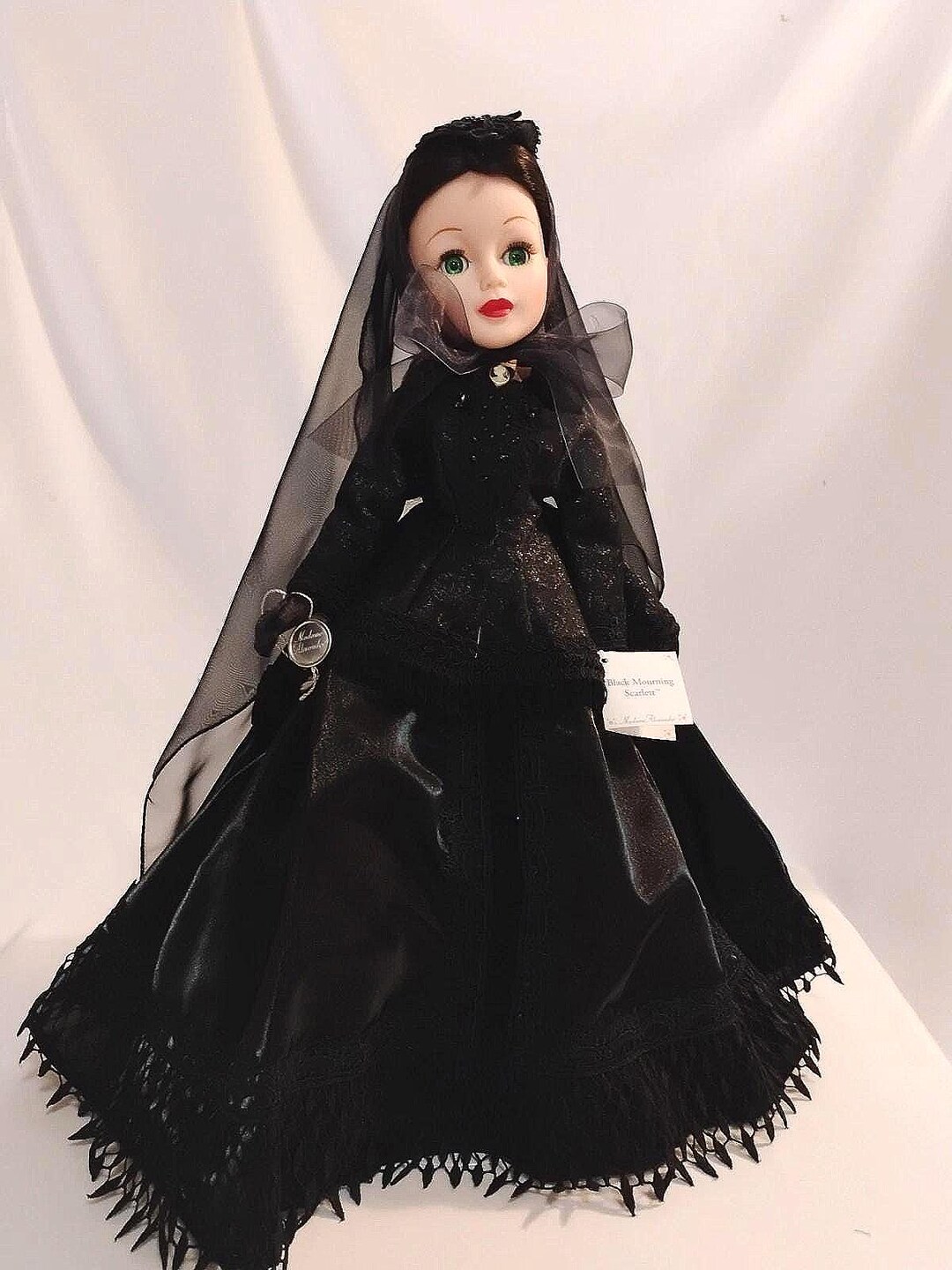 RARE Madame Alexander Black MOURNING SCARLETT 21" Portrait Doll Free ...