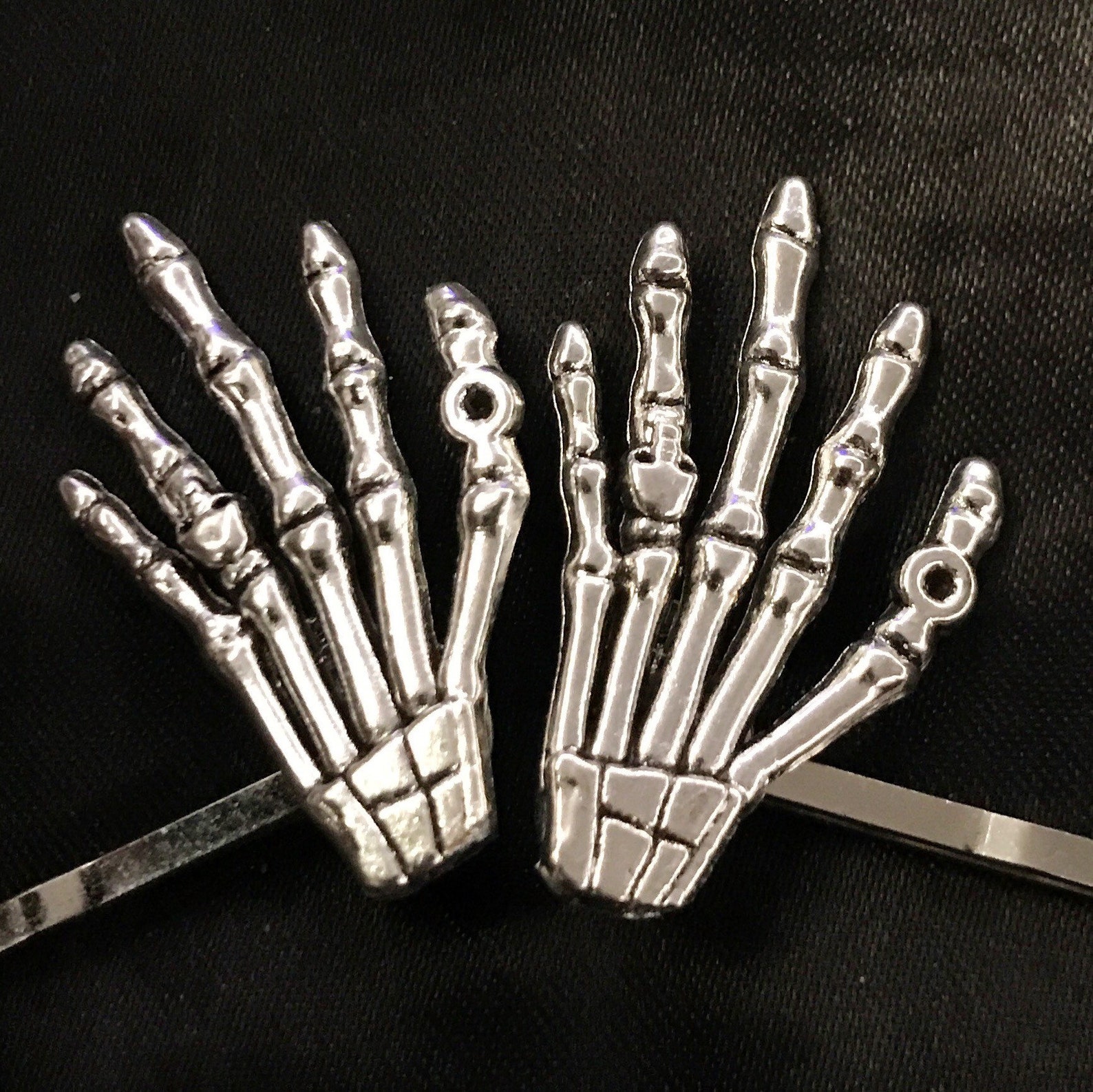 Skeleton Hands Set of Hair Pins Halloween Hair Pin Hand - Etsy