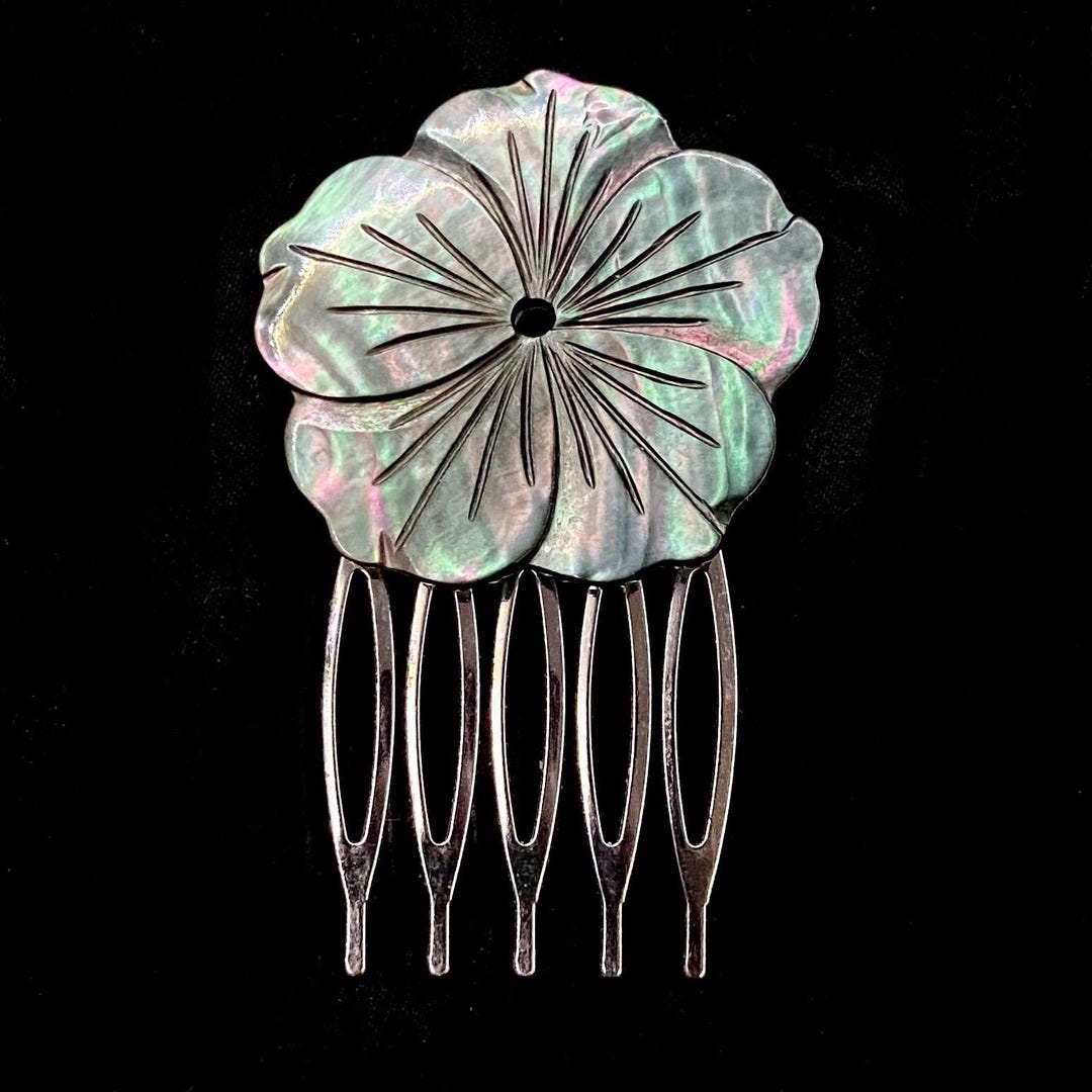 Shell Flower, Carved Shell, Iridescent Flower Hair Comb, Shell Hair ...