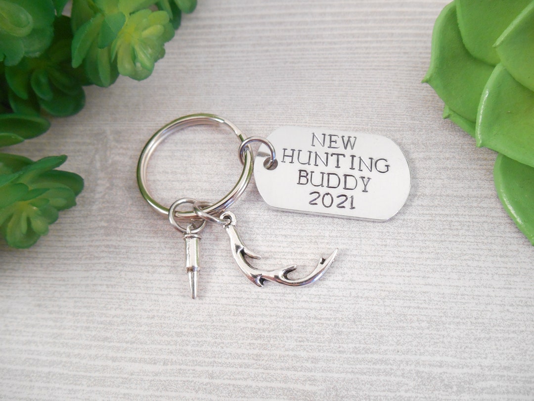 Pregnancy Announcement Keychain - Small Custom "new Hunting Buddy" Hand ...