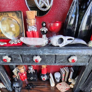 The Vampire Altar Miniature Diorama - Etsy