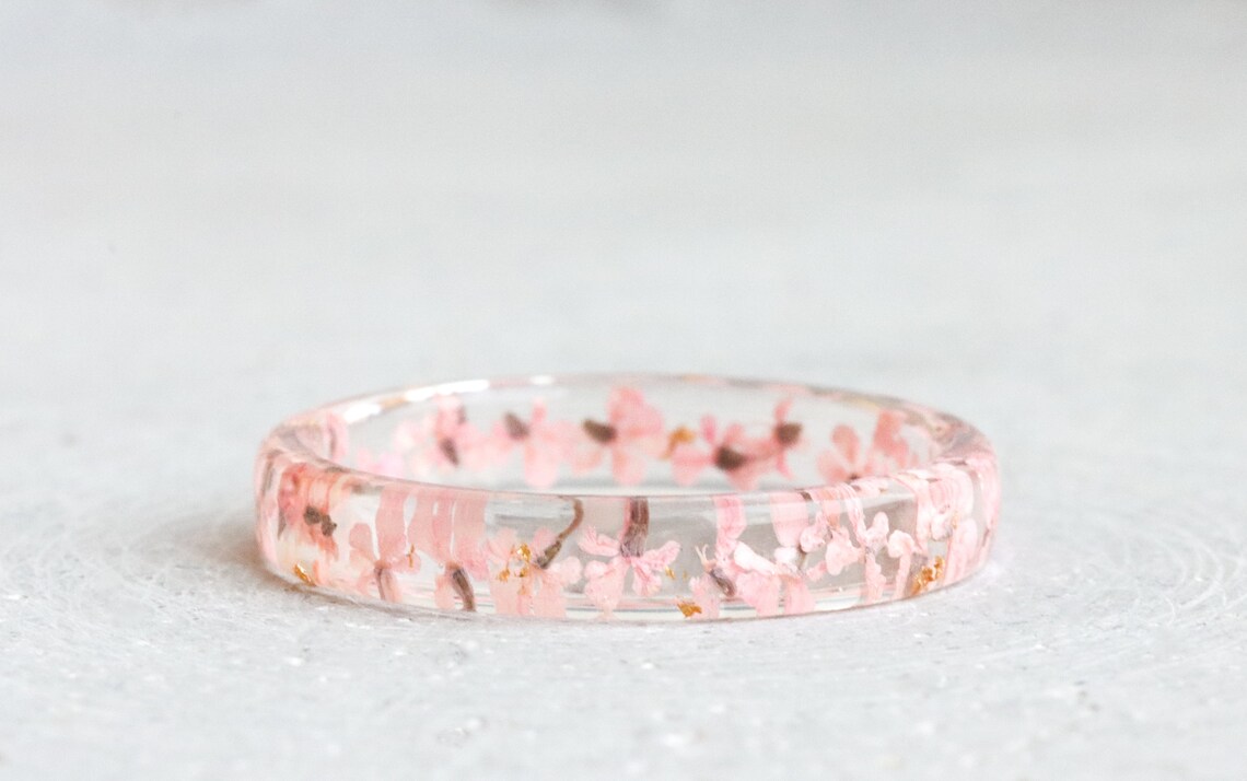 Thin Resin Ring With Pressed Light Pink Flowers and Gold - Etsy