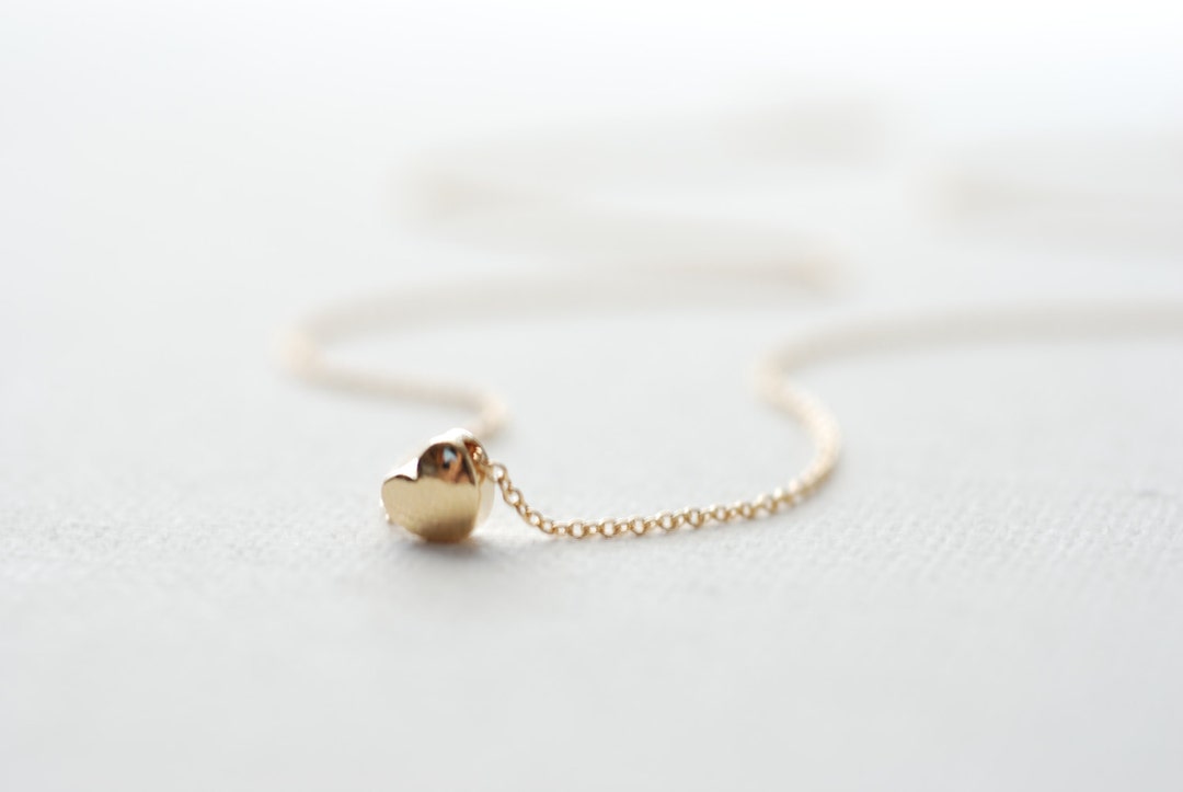 Gold Heart Necklace, Tiny Heart Necklace, Dainty Gold Necklace, Small ...