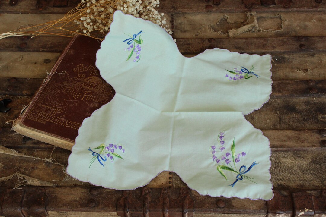 Vintage Bun Warmer, Mint Green Bread Basket Liner, Embroidered With ...