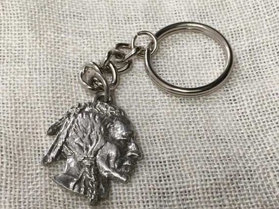 NOS First Nations man keychain, detailed cast pewter,… - Gem