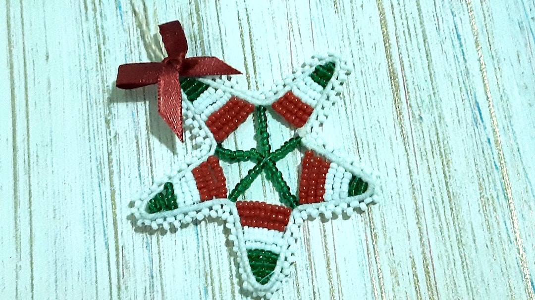 Clearance - Star Shaped Green, White and Red Vintage Star Ornament ...