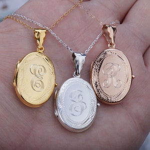 Custom Engrave Gold Oval Photo Locket,personalized Rose Gold Locket ...