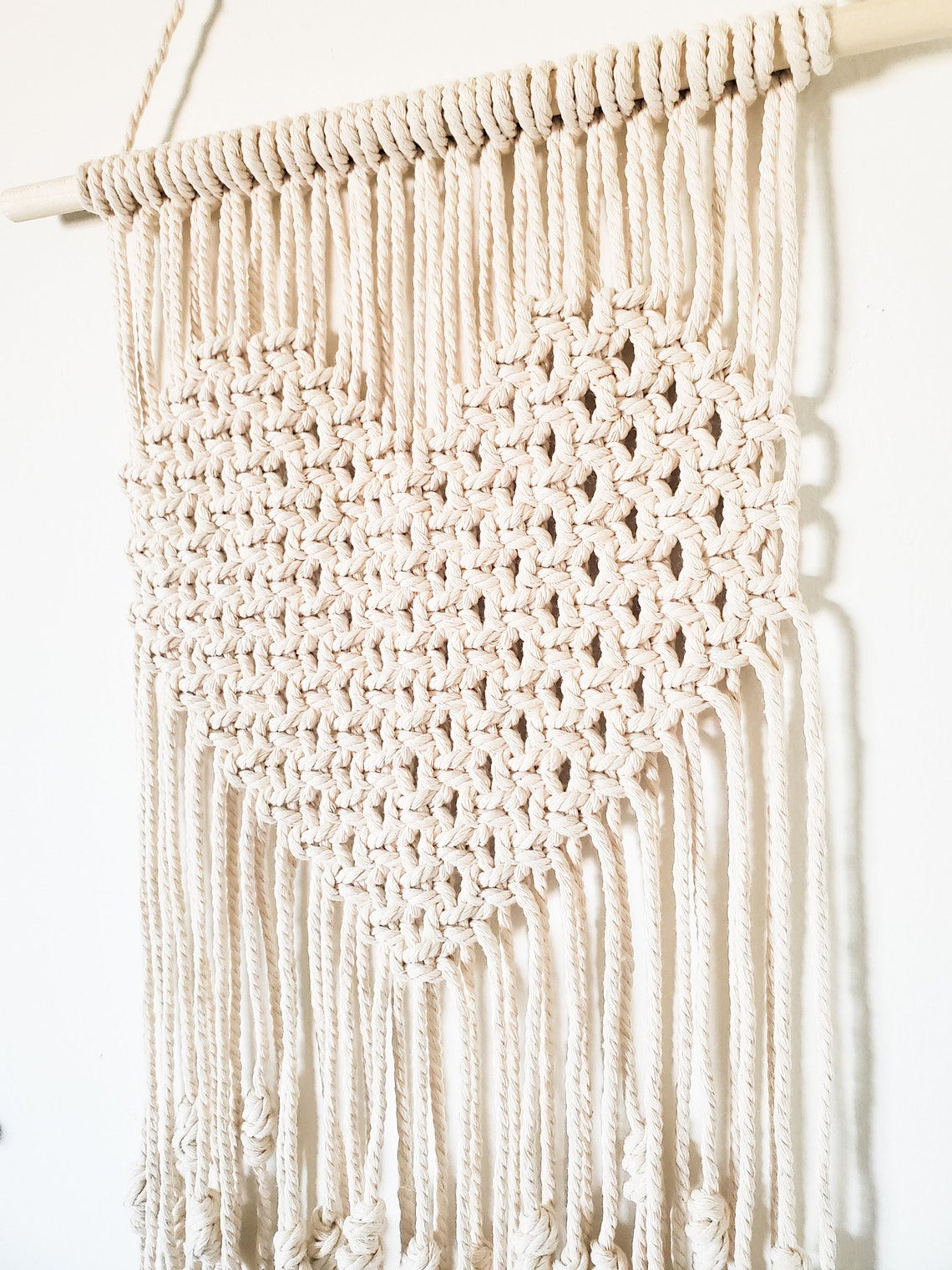 Macrame Heart Hanging, Heart Macrame Wall Hanging, Valentine's Day ...