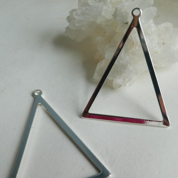 Metal Triangle - Etsy
