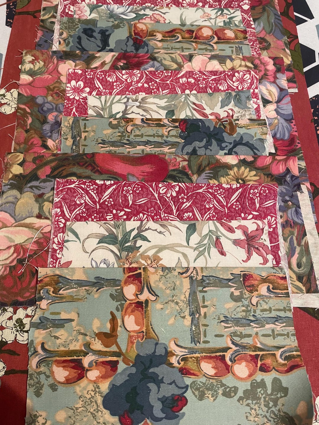 225g Vintage Cotton Fabric Scrap Bundle- Sewing Remnants - 4 Different ...