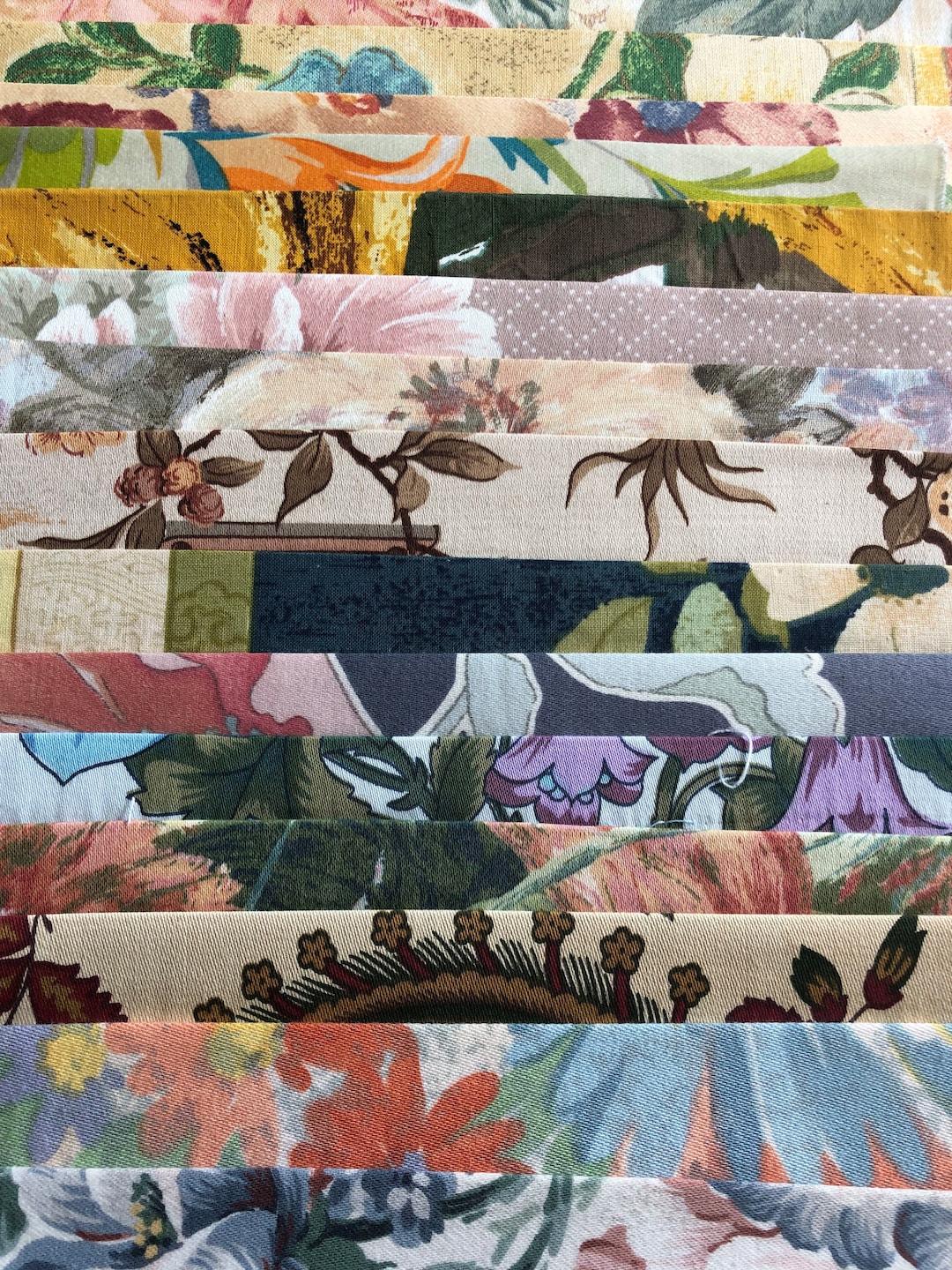 100g Vintage Cotton Floral Fabric Scrap Bundle- Sewing Remnants - 15 ...