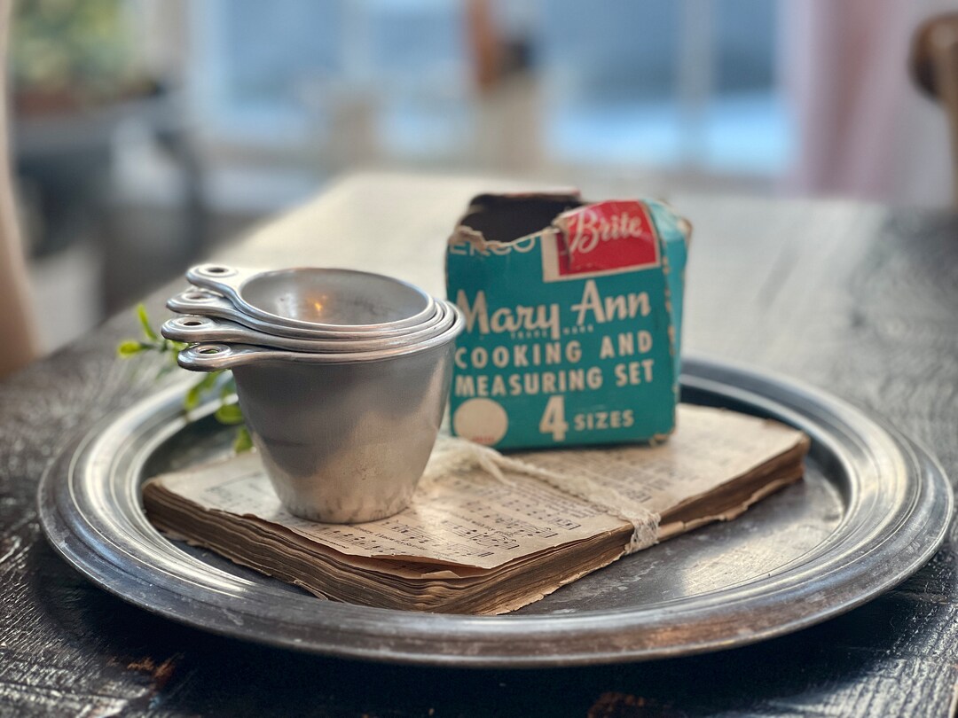Vintage Ekco Brite Mary Ann Aluminum Measuring Cups Complete Set With ...