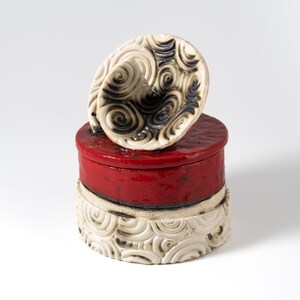 Ceramic Cute Red Box With Original Lid, Ceramic Red & White Box ...