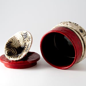 Ceramic Cute Red Box With Original Lid, Ceramic Red & White Box ...