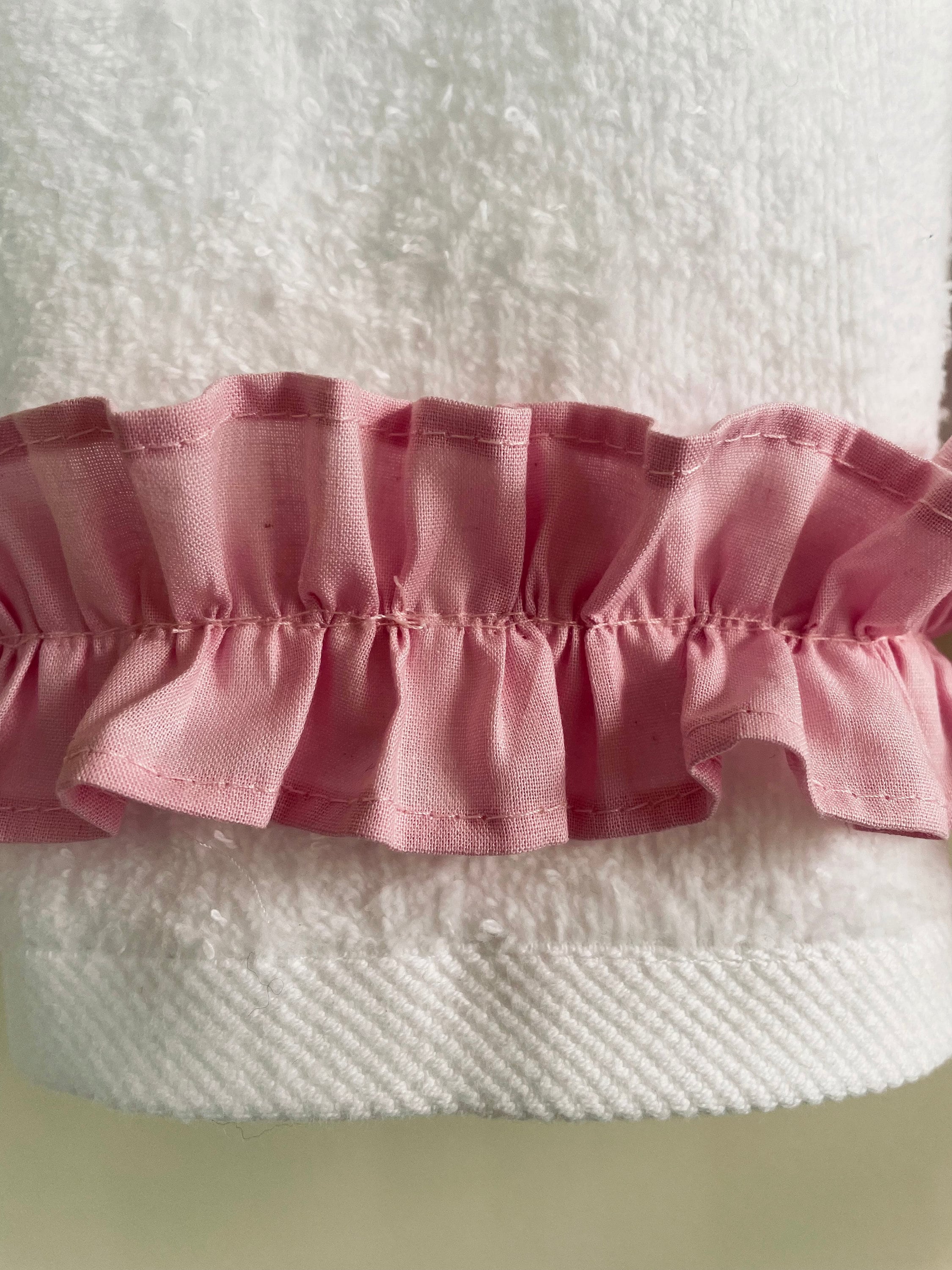 PINK RUFFLE Fingertip Towels (2) White Velour Towel, 100% Cotton, 2 ...