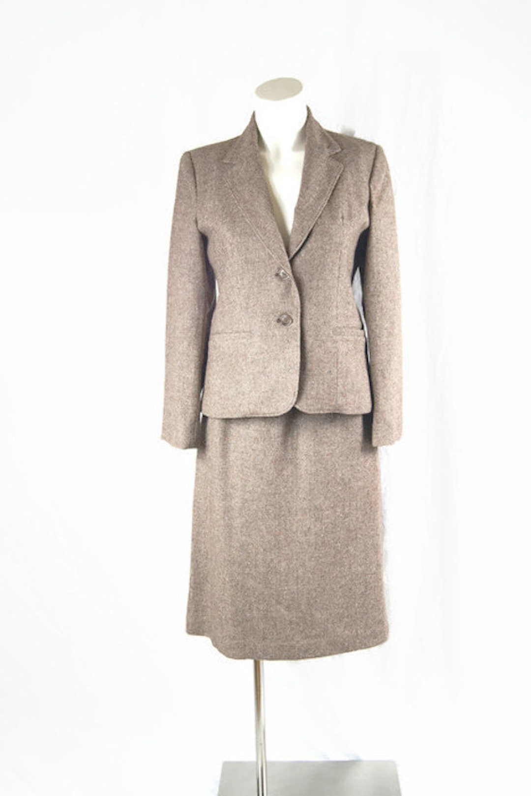 1960s Vintage Business Skirt Suit Set by Andre Barreau New York Wool ...
