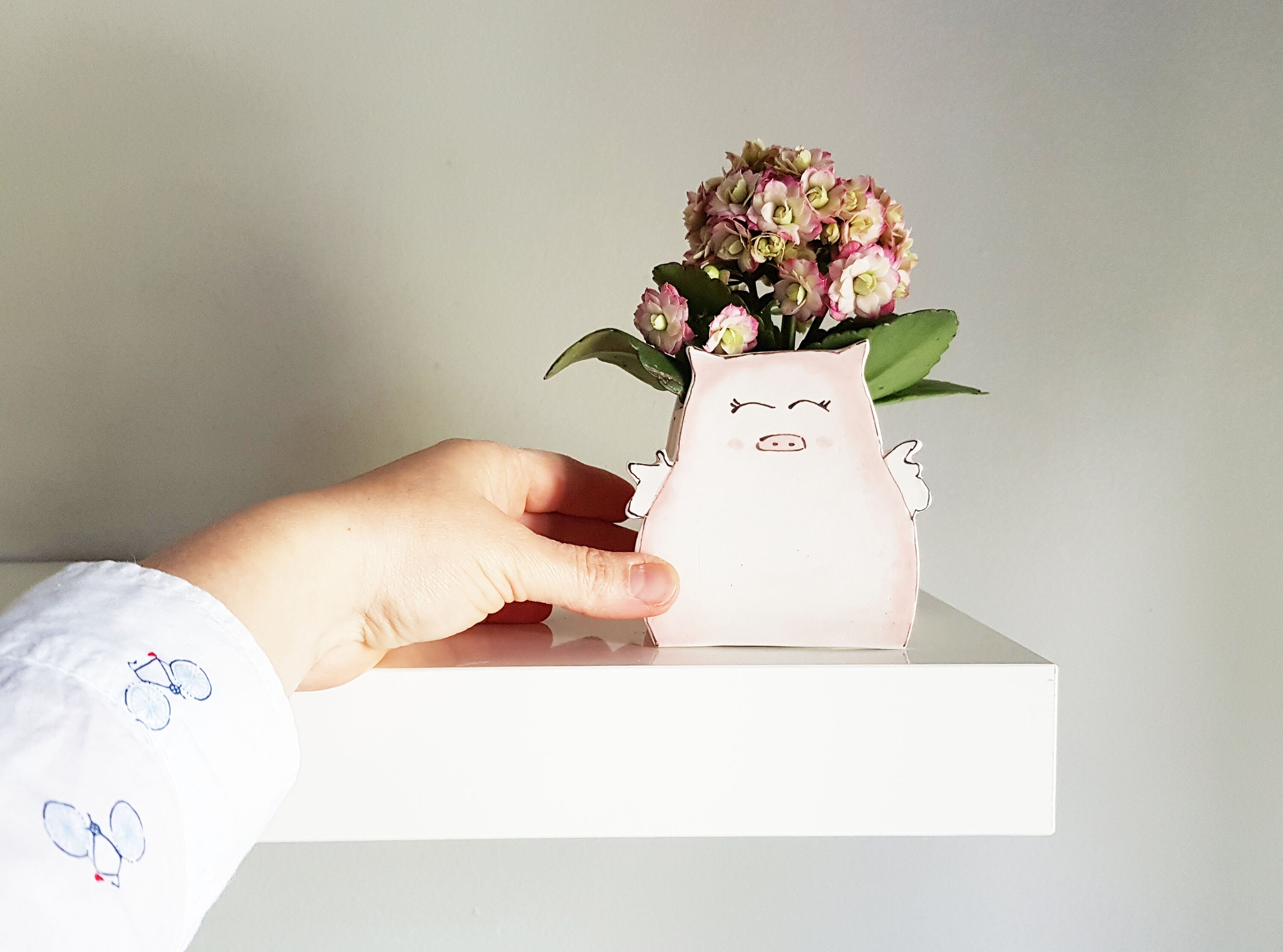 Small Pink Flying Pig Planter. Little Piggy Ceramic Vase Perfect for ...