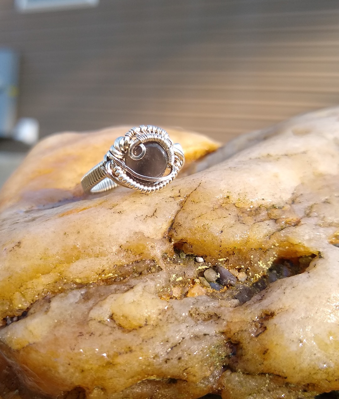Anillo de plata de ley con engaste de alambre y obsidiana en ...