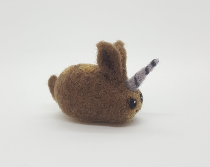 Al-mi'raj Mythical Rabbit Hard Enamel Pin Gold, Black Bunny Rabbit ...