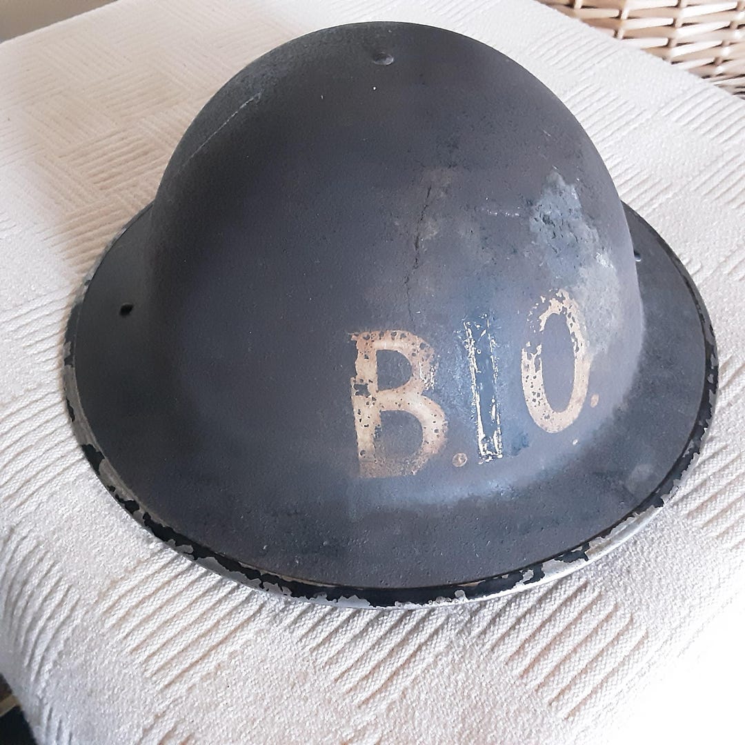 Rare WW2 British Infantry Helmet, 'B.I.O.', Brigade Intelligence ...