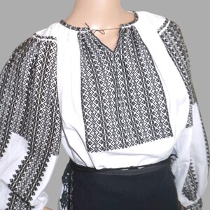 Traditional Romanian Outfit - Handcrafted Romanian Blouse With Skirt ...