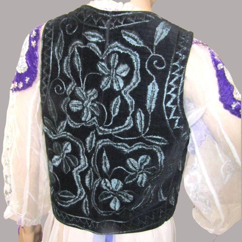 Vintage Embroidered Romanian Vest: Handmade Transylvanian Folk Clothing ...
