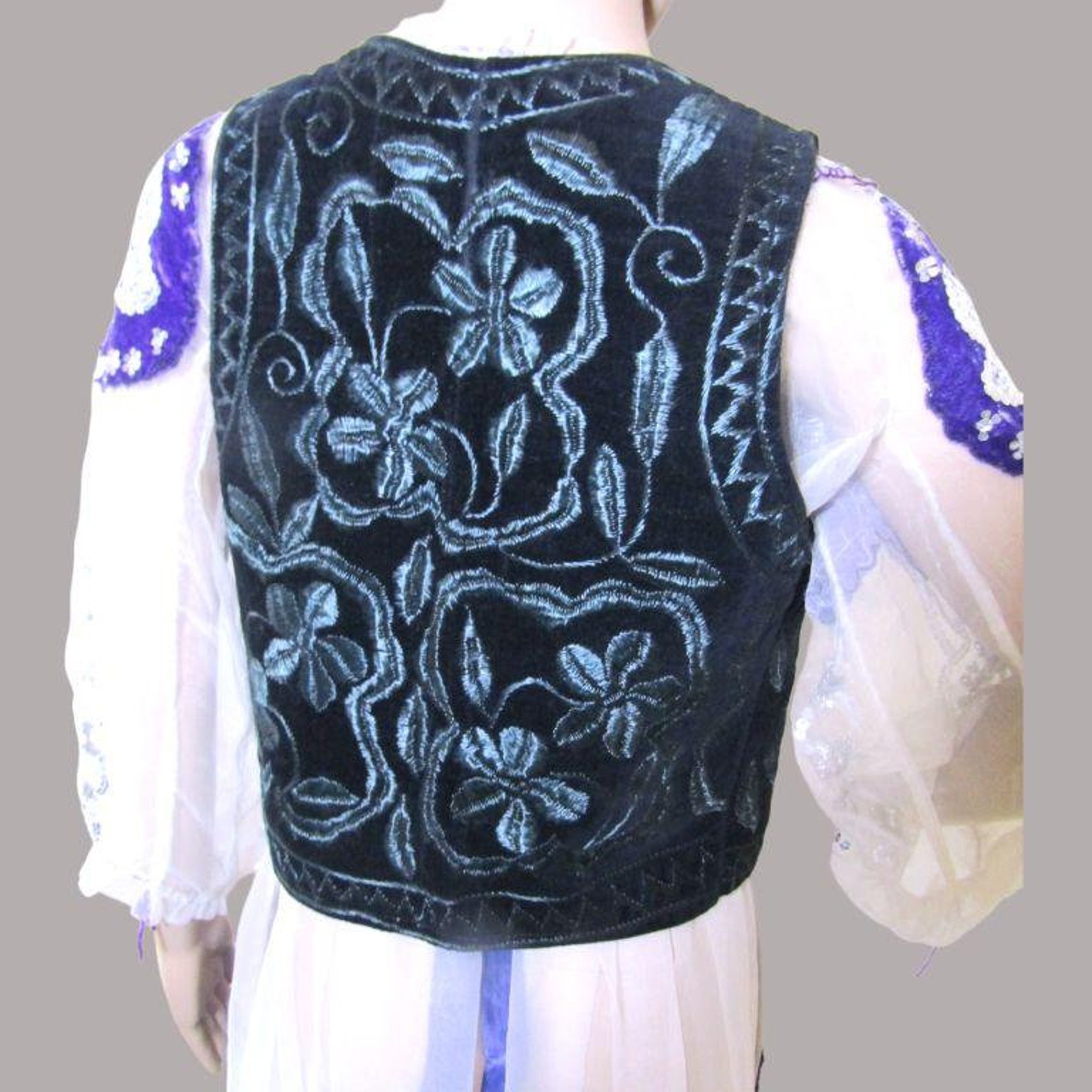 Vintage Embroidered Romanian Vest: Handmade Transylvanian Folk Clothing ...
