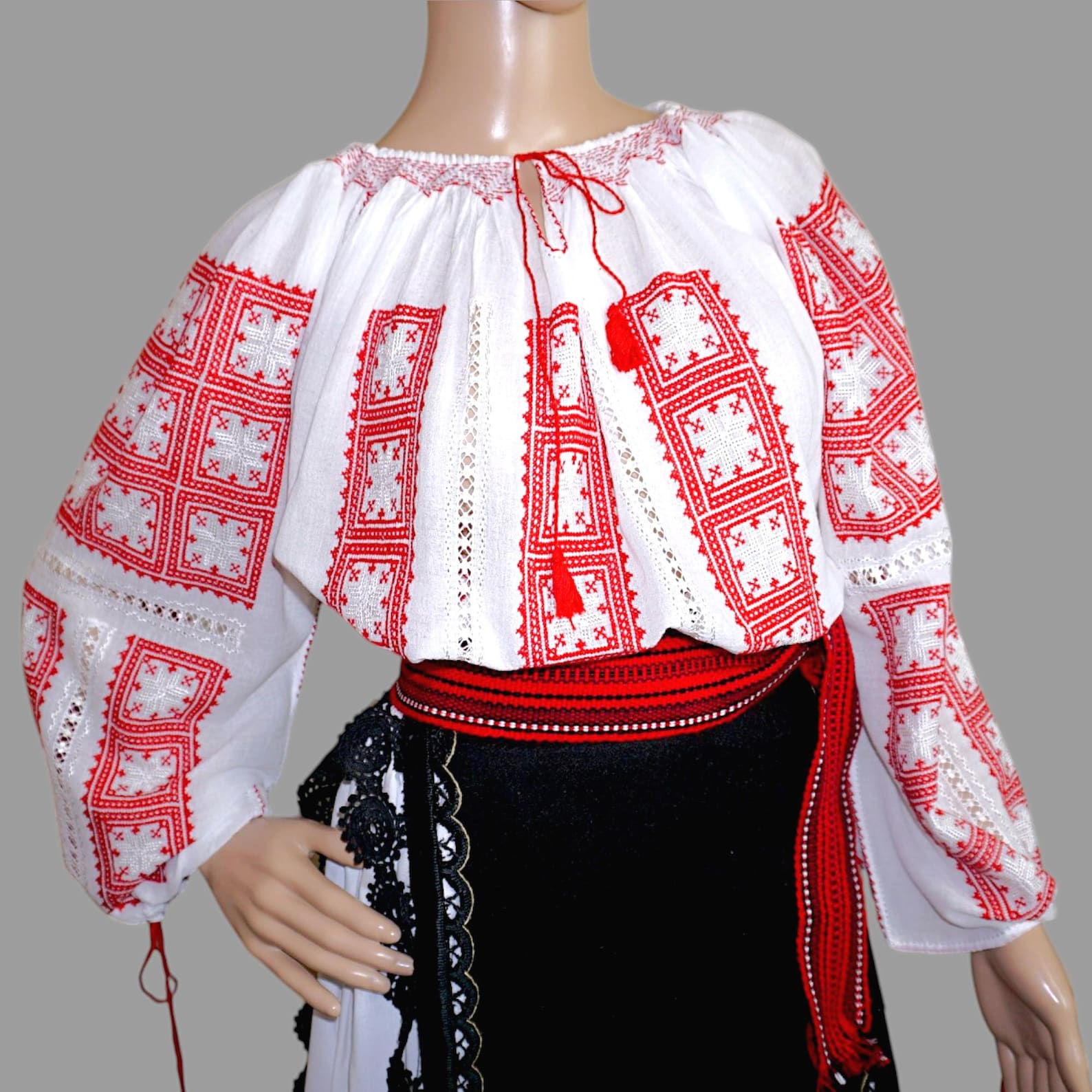 Handmade Romanian Folk Costume (size M): Hand Embroidered Blouse, Wool ...