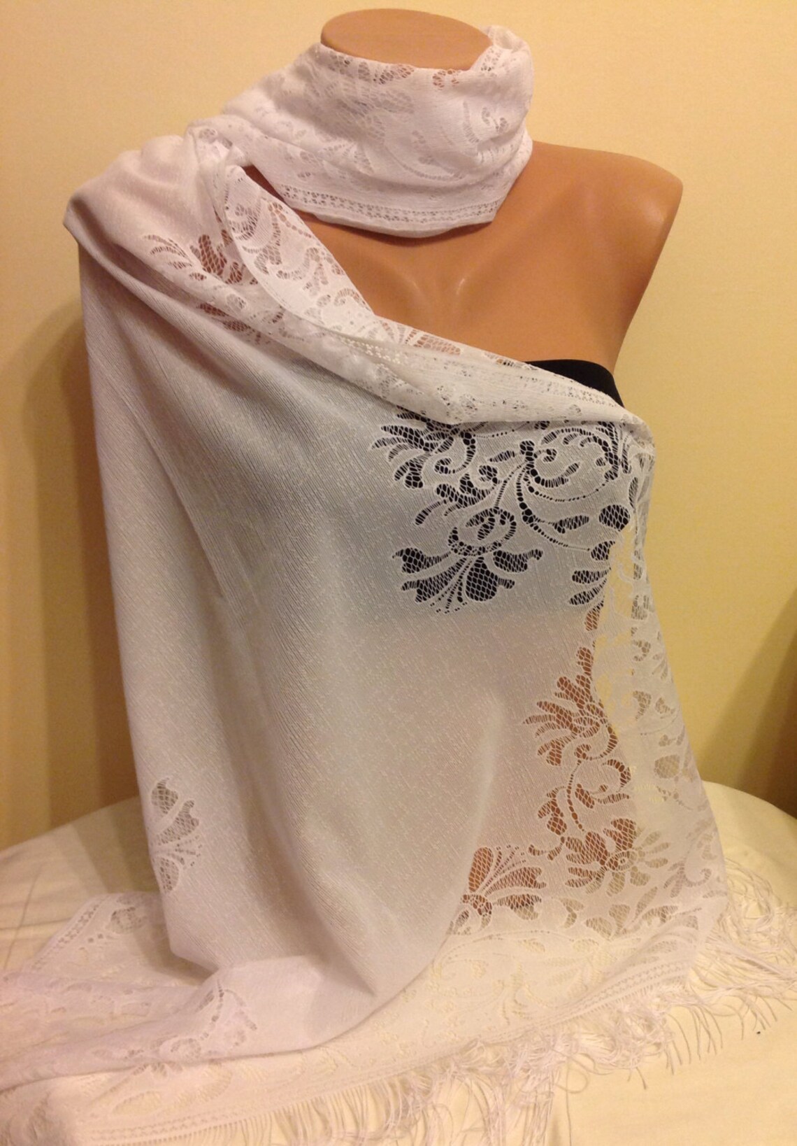 White Tulle Wedding Shawl Wedding Scarf Best Bridesmaid - Etsy