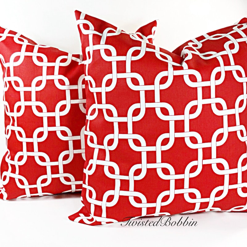 Chain Pillow - Etsy