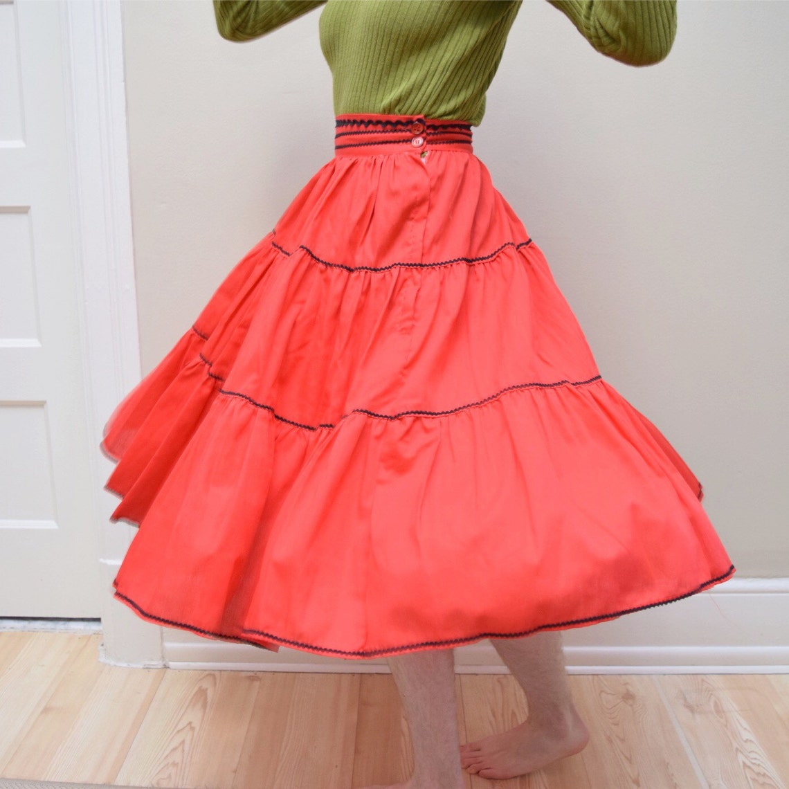 50s Circle Skirt / Rik Rak Red Full Square Poodle Dance Skirt / XS XXS ...