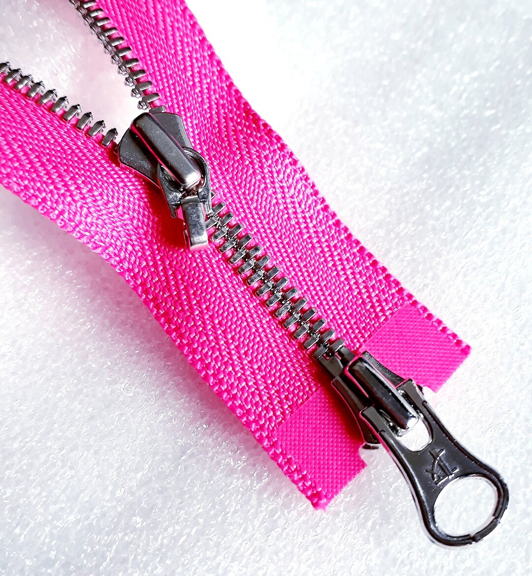NEON PINK M3 E Vintage Zipper Metal Teeth 2-way Divisible (YKK) Zip ...
