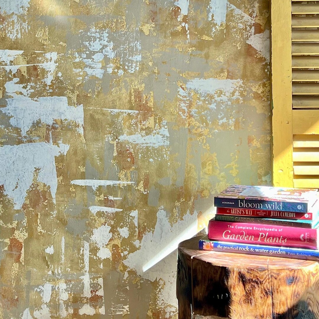 DIY Wall Mural Tutorial / Anthropology Textured Wall Finish DIY ...