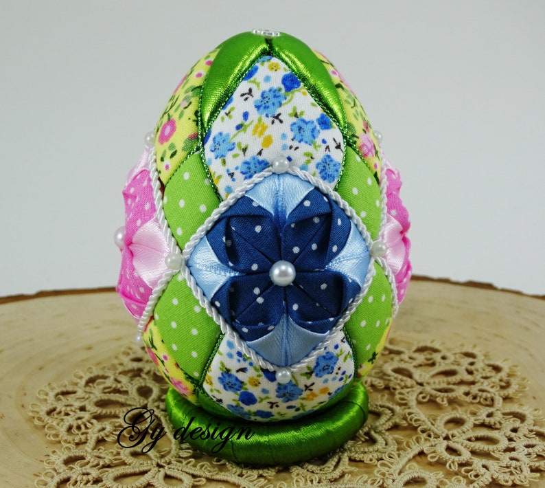 Colorful Dots Easter Egg Decoration Quilted Ornaments Decorated Fabric Egg Easter Decorations ...