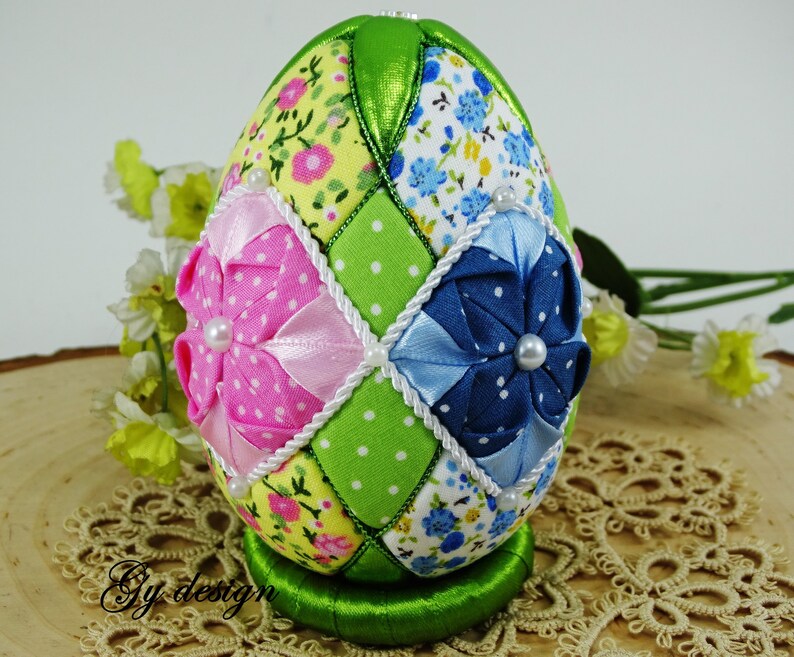 Colorful Dots Easter Egg Decoration Quilted Ornaments Decorated Fabric Egg Easter Decorations ...