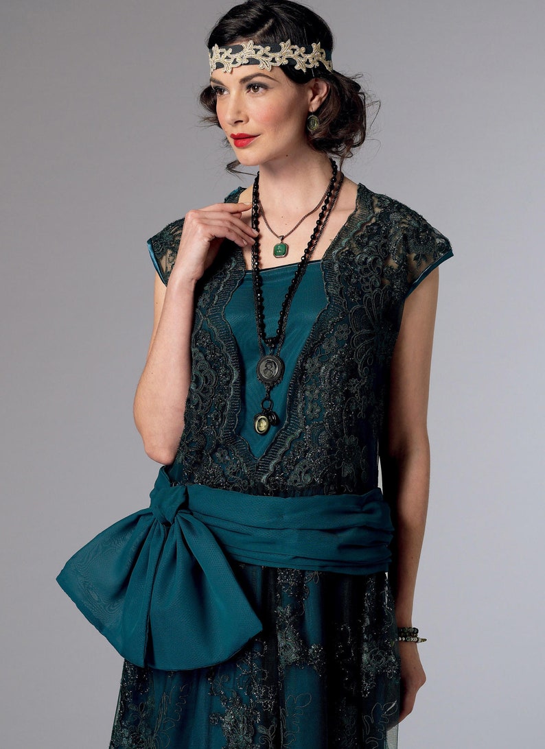 Sewing Pattern for Womens Flapper Dress - Historical 1920s - Size 6 8 ...