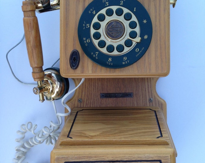 OAK WALL TELEPHONE is a Vintage Limited Edition Thomas Museum Series ...