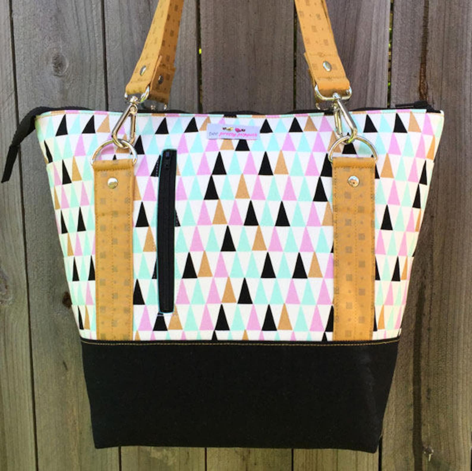 Classic Carryall Handbag & Tote Pattern: 2 Bag Sizes, Shoulder Straps ...